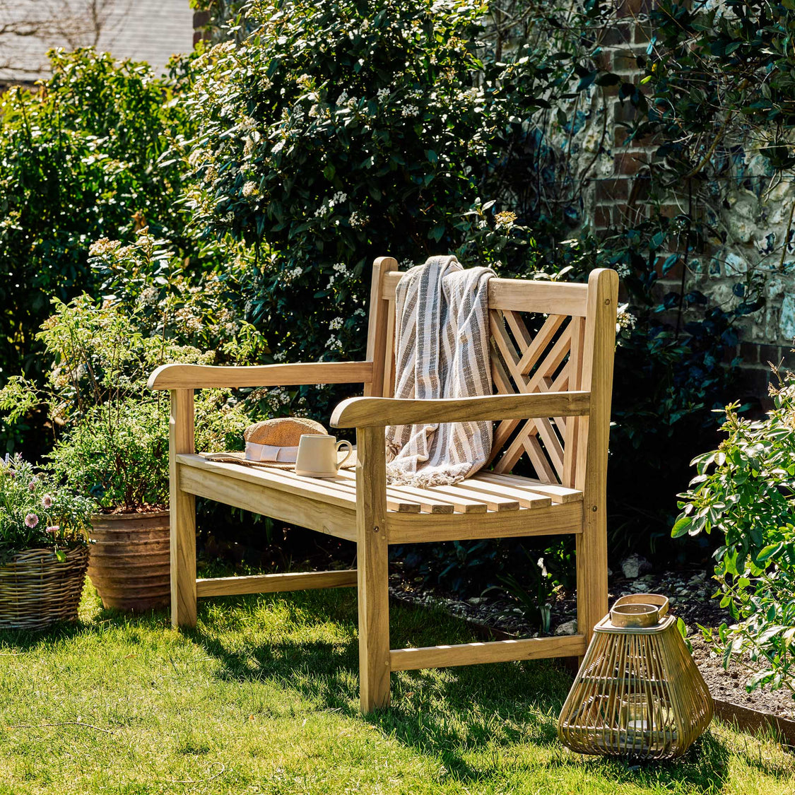 Garden Benches – Cotswold Teak